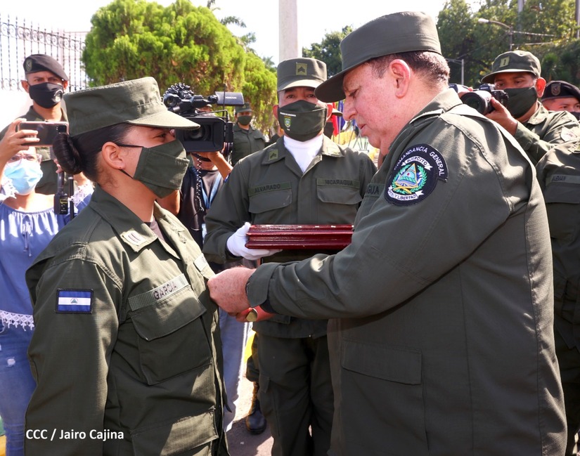 Ejército conmemora a sus hermanos de armas en el Día del Soldado de la ...