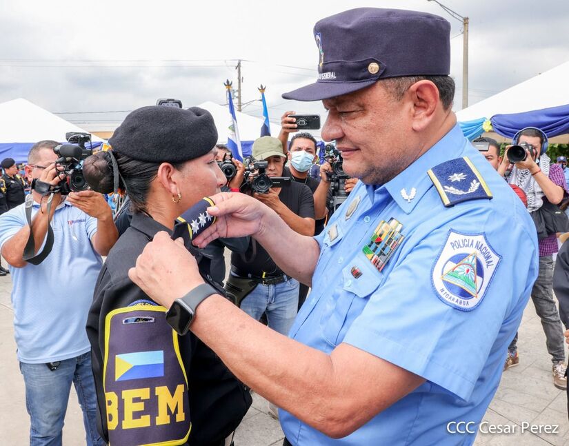 Policía Nacional asciende en grado a 500 oficiales de la DOEP en Managua