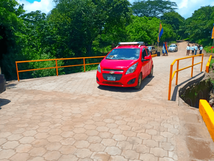 Gobierno local inauguró calle y certifica a empresarios turísticos en ...