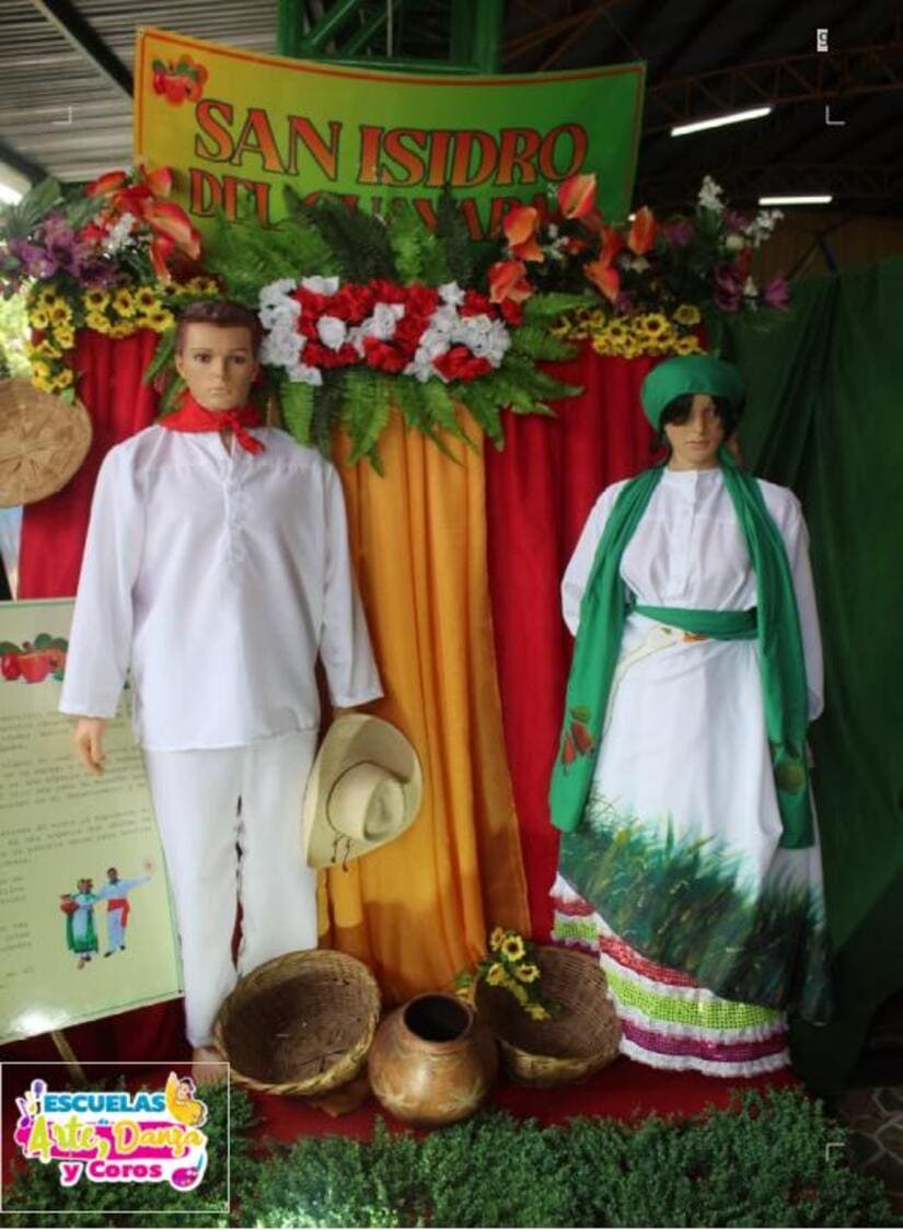Celebran exposición de Trajes Folclóricos en Matagalpa