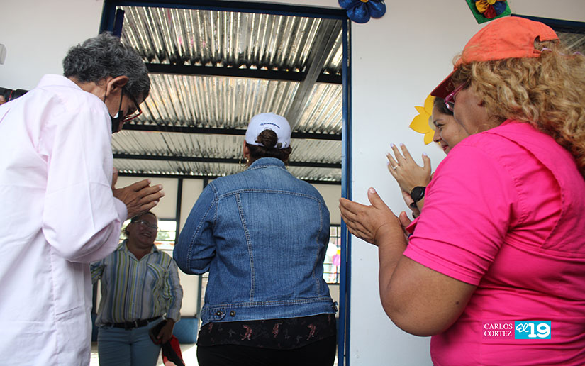 ALMA entrega vivienda digna número 15 en Jardines de Santa Clara