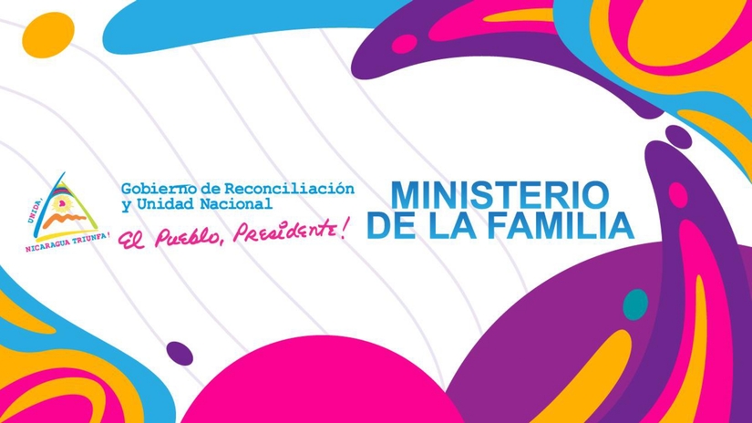 Ministerio de la Familia entrega obsequios a protagonistas del país