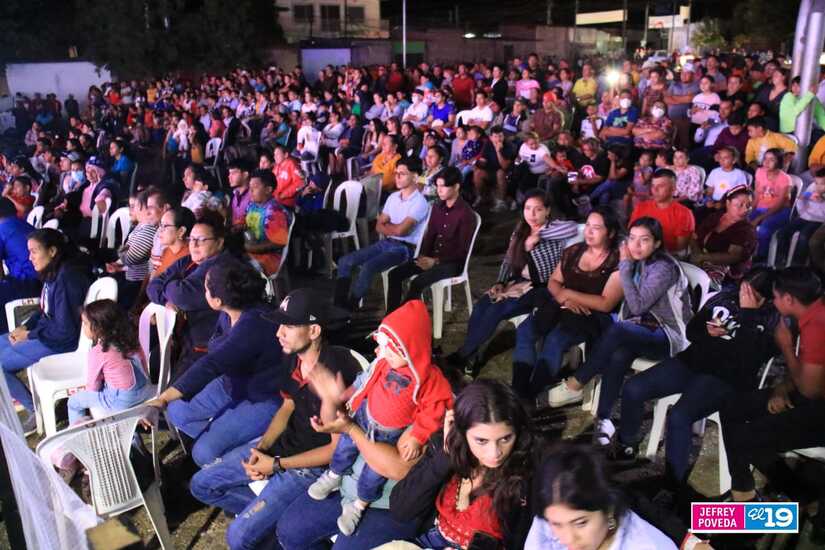 Jóvenes dramatizan llegada de Rosa Sarmiento y nacimiento del poeta ...
