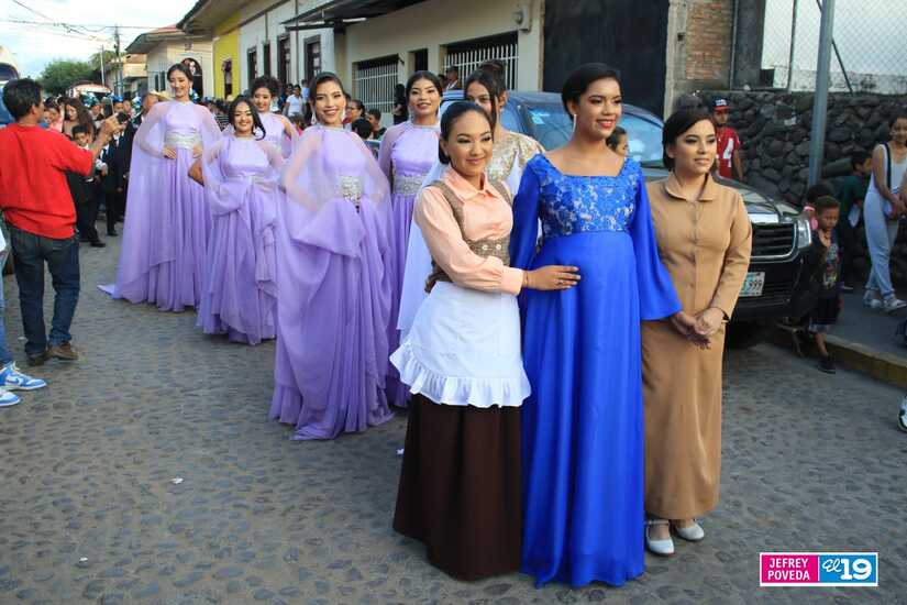 Jóvenes dramatizan llegada de Rosa Sarmiento y nacimiento del poeta ...