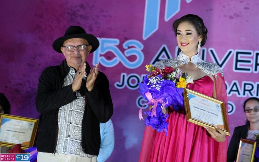 Taniuska López es coronada como Musa Dariana 2023 en Ciudad Darío