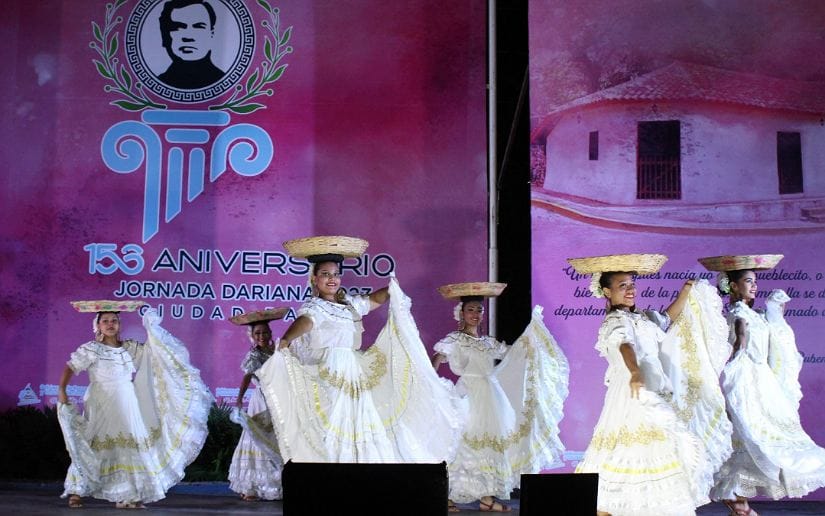 Taniuska López es coronada como Musa Dariana 2023 en Ciudad Darío