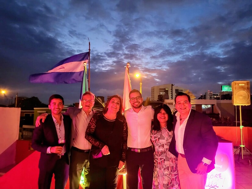 Embajada de Nicaragua en Guatemala celebró el 44/19