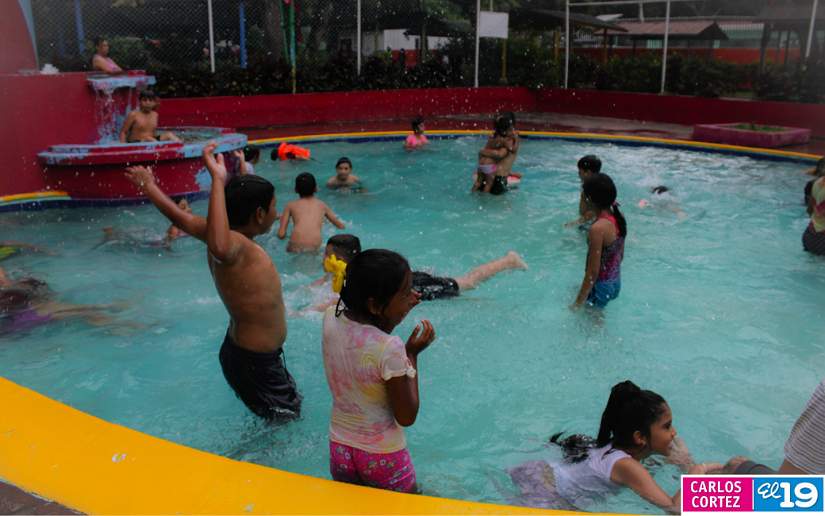 Familias disfrutan del centro turístico Xilonem en el último fin de ...
