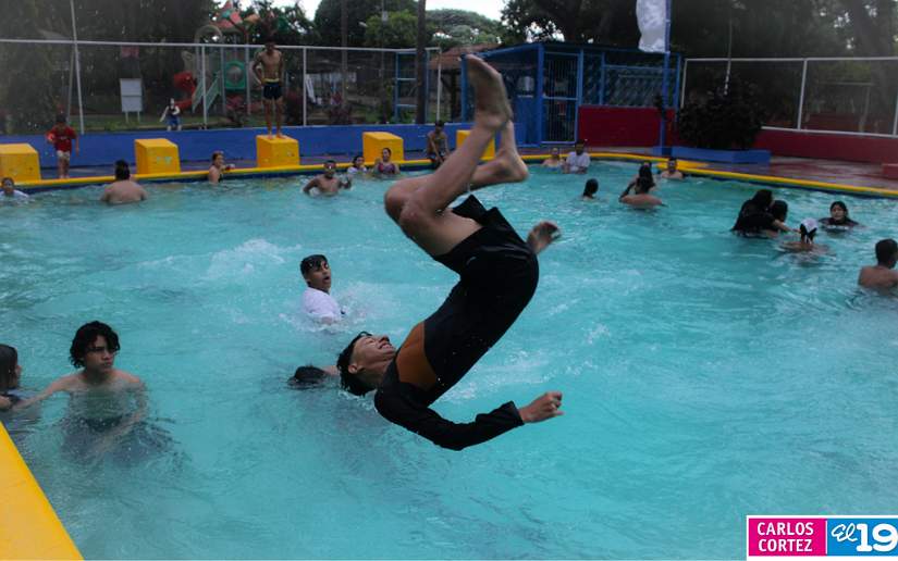 Familias disfrutan del centro turístico Xilonem en el último fin de ...