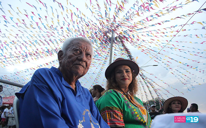 Celebran 48 años del tradicional Palo Lucio de Chema Pelón