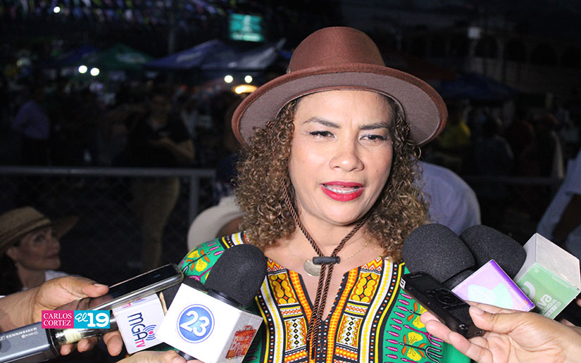 Celebran 48 años del tradicional Palo Lucio de Chema Pelón