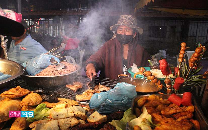 Celebran 48 años del tradicional Palo Lucio de Chema Pelón