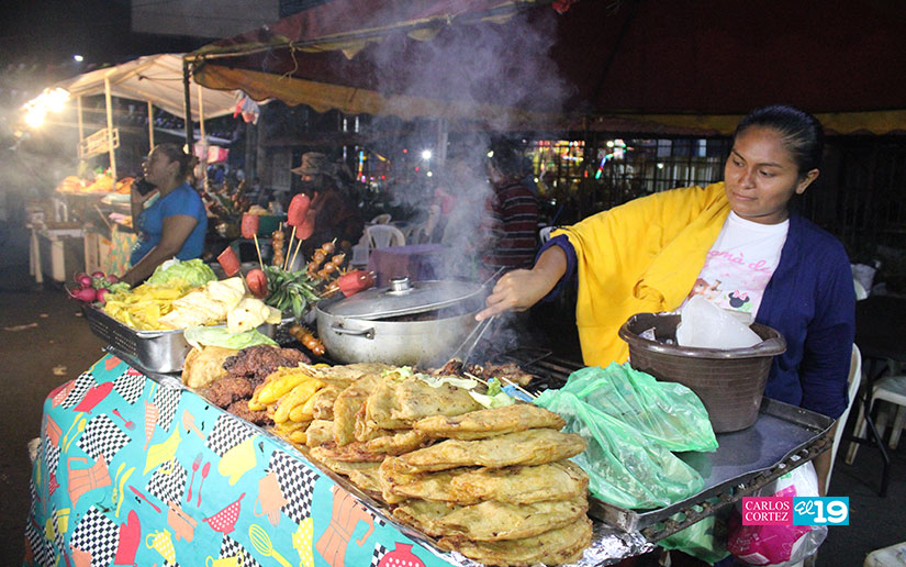 Celebran 48 años del tradicional Palo Lucio de Chema Pelón