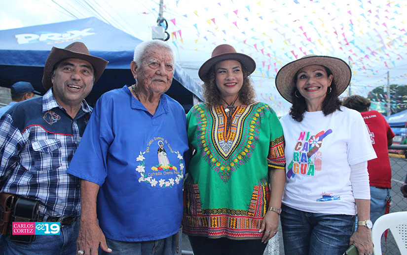 Celebran 48 años del tradicional Palo Lucio de Chema Pelón