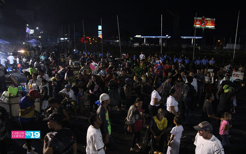 Celebran 48 años del tradicional Palo Lucio de Chema Pelón