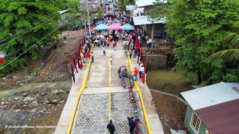 (+Fotos) Así se vivió la inauguración del puente vehicular en sector 3 ...