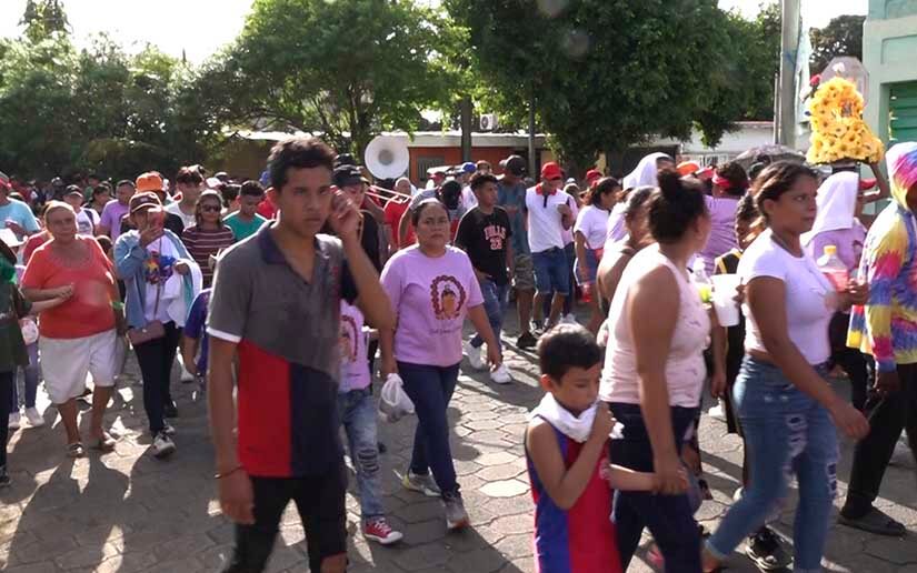 El Mocito de Santo Domingo recorre barrios Acahualinca y Santa Ana