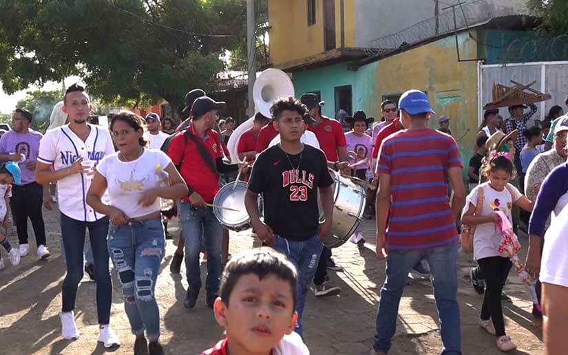 El Mocito de Santo Domingo recorre barrios Acahualinca y Santa Ana
