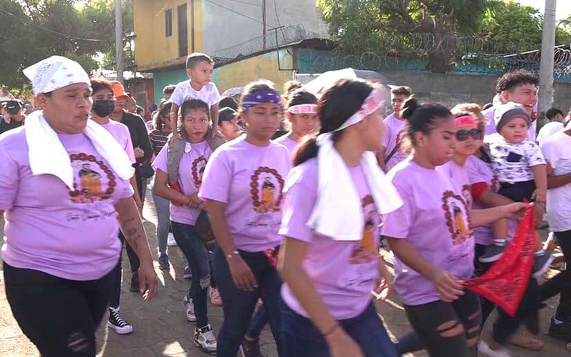 El Mocito de Santo Domingo recorre barrios Acahualinca y Santa Ana