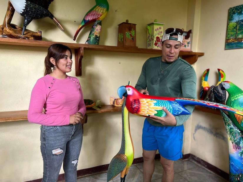 Visitantes disfrutan las bellezas del Archipiélago de Solentiname