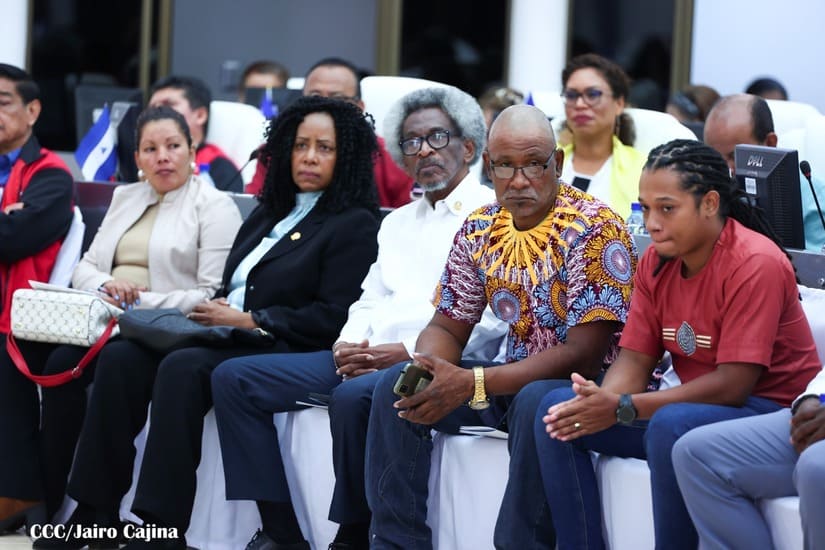 Asamblea Nacional celebra sesión en homenaje al Héroe Garífuna Joseph ...