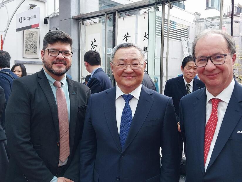 Embajada de Nicaragua en Bélgica asiste a la ceremonia china “Té para ...