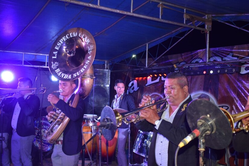 Familias disfrutan de las Fiestas Patronales en la comunidad La Costa ...