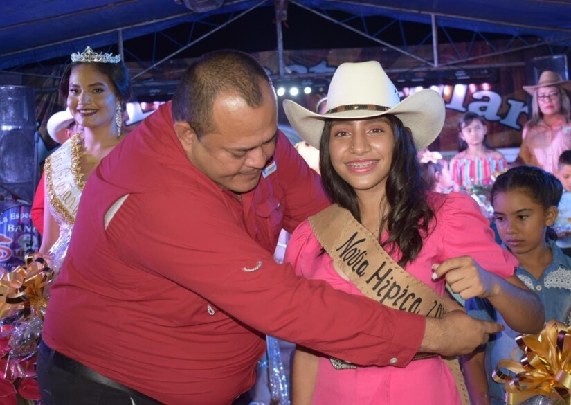 Familias disfrutan de las Fiestas Patronales en la comunidad La Costa ...