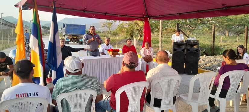 Inauguran proyecto de construcción de calles de concreto en el ...