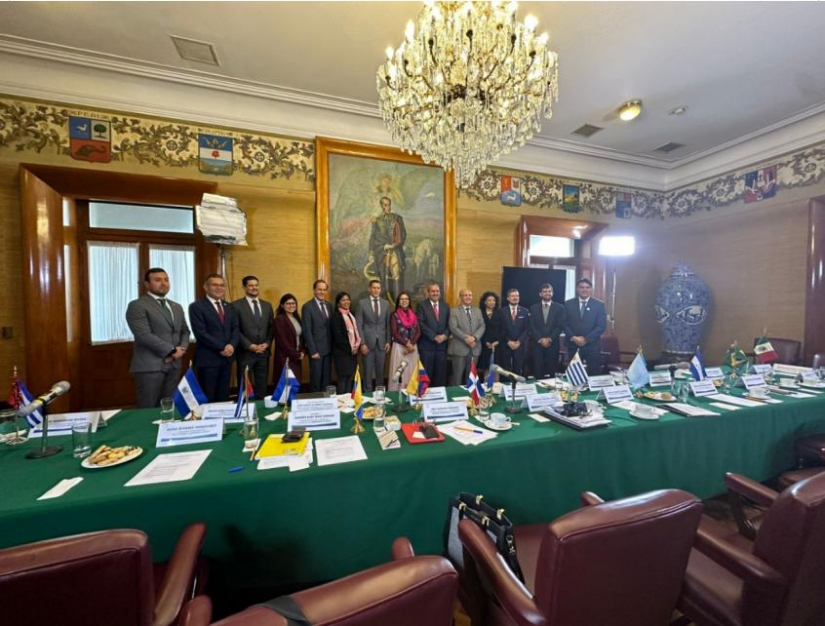 Embajada en México participa en el Consejo del CREFAL