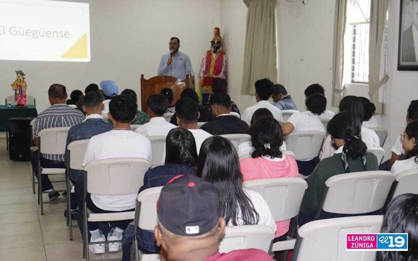 Resaltan y analizan el valor cultural de El Güegüense en Diriamba