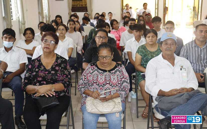 Resaltan y analizan el valor cultural de El Güegüense en Diriamba