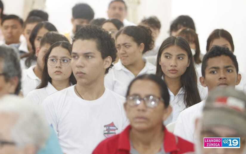 Resaltan y analizan el valor cultural de El Güegüense en Diriamba