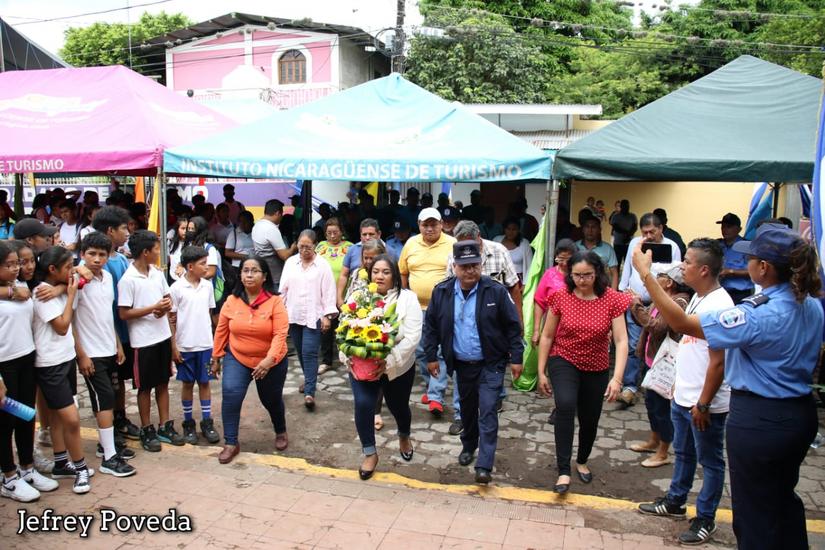 Diriomo rinde homenaje al Comandante Pedro Aráuz Palacios a 46 años de ...