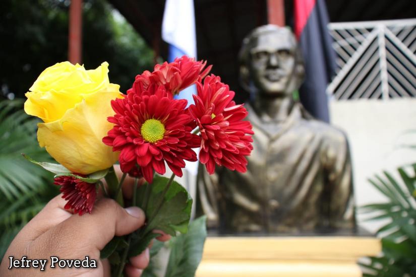 Diriomo rinde homenaje al Comandante Pedro Aráuz Palacios a 46 años de ...