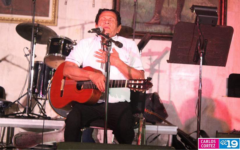 Rinden homenaje al cantautor de música infantil Mario Montenegro