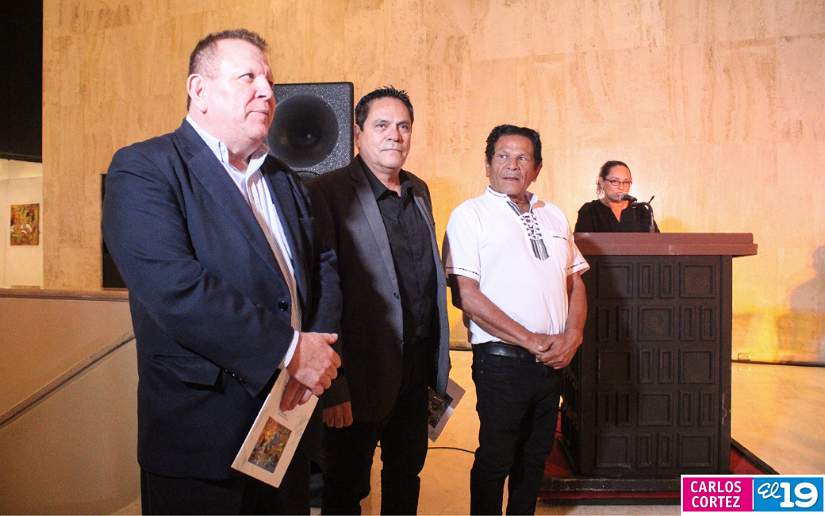 Rinden homenaje al cantautor de música infantil Mario Montenegro