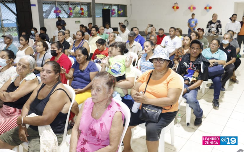 Familias del Distrito Cuatro participan en Cabildo Municipal