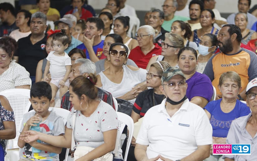Familias del Distrito Cuatro participan en Cabildo Municipal