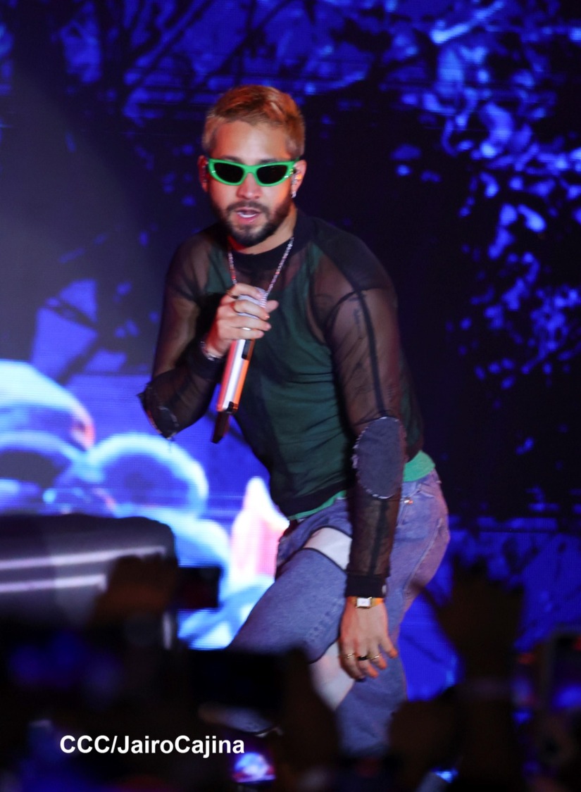 Mora conquistó a la juventud nicaragüense con un concierto sensacional