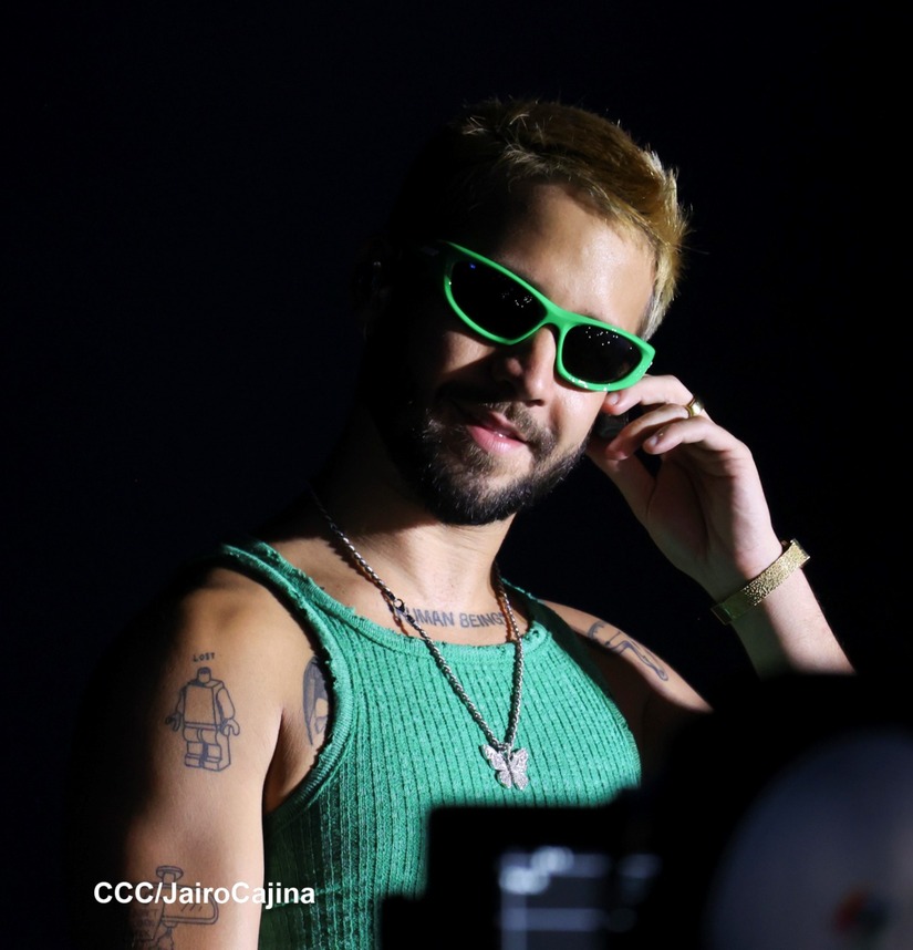 Mora conquistó a la juventud nicaragüense con un concierto sensacional