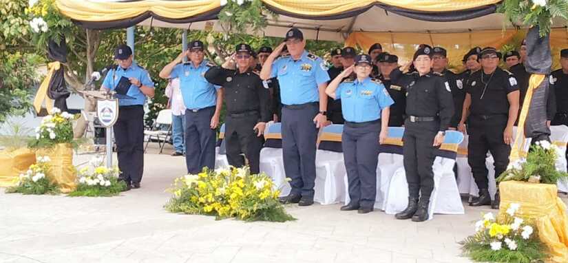 Ascienden en grados policiales a 389 oficiales de la DOEP en Managua