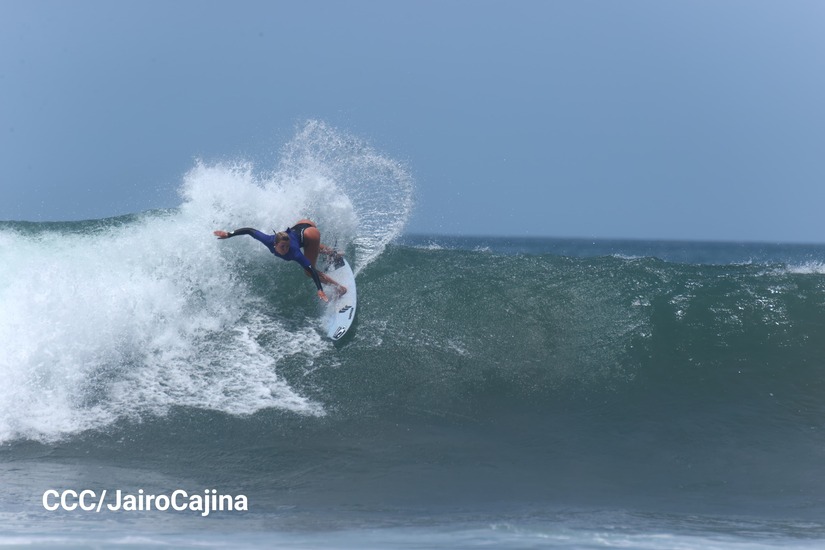 Los Resano dominan Torneo Nacional de Surf de Nicaragua en Tola, Rivas