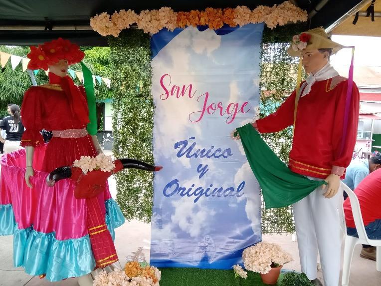 Celebramos el Festival Departamental de Trajes Originales de Nuestro ...