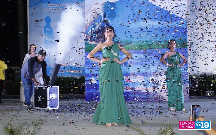 Una noche de destellos, música y poesía, así fue la elección de la Musa ...