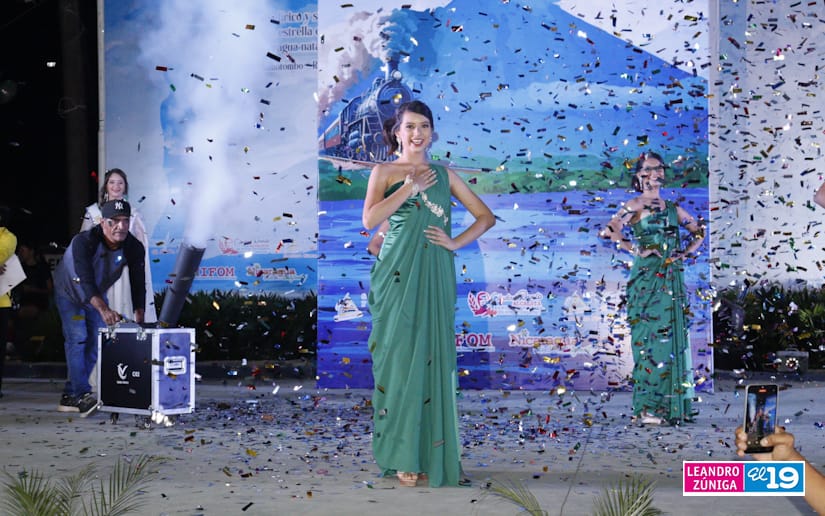 Una noche de destellos, música y poesía, así fue la elección de la Musa ...