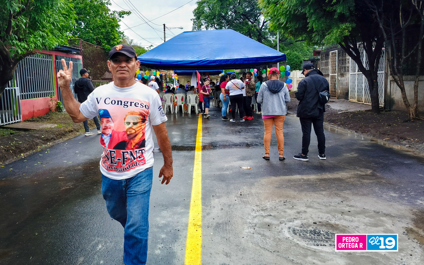 Familias del barrio Bertha Díaz inauguran Calles para el Pueblo