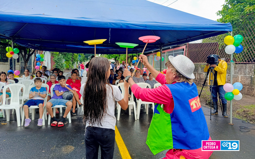 Familias del barrio Bertha Díaz inauguran Calles para el Pueblo