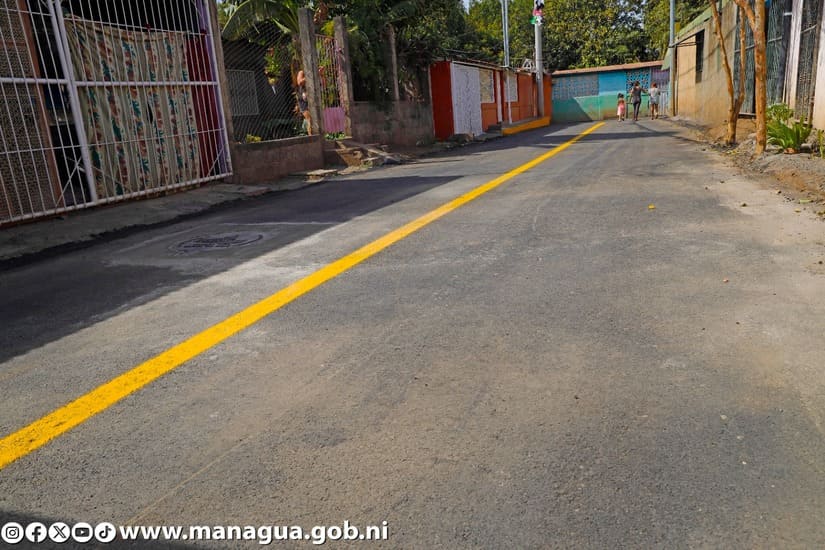 Pobladores del barrio Luis Alfonso Velásquez Flores reciben calles ...