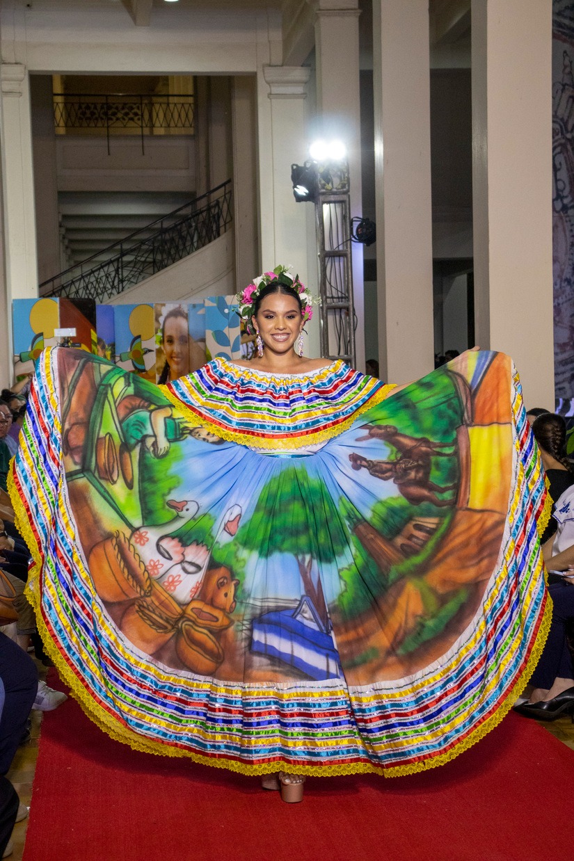 Reinas Nicaragua celebra el Día Nacional del Huipil con una ...